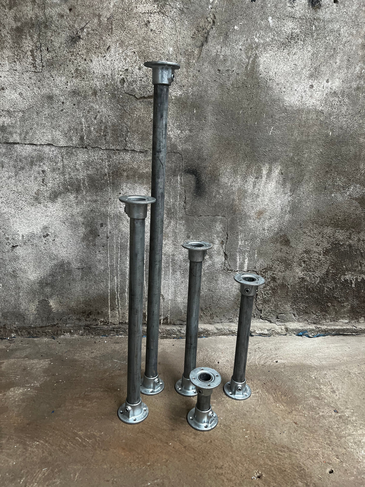 Galvanised Pipe leg with two flanges – VDS Metalworks